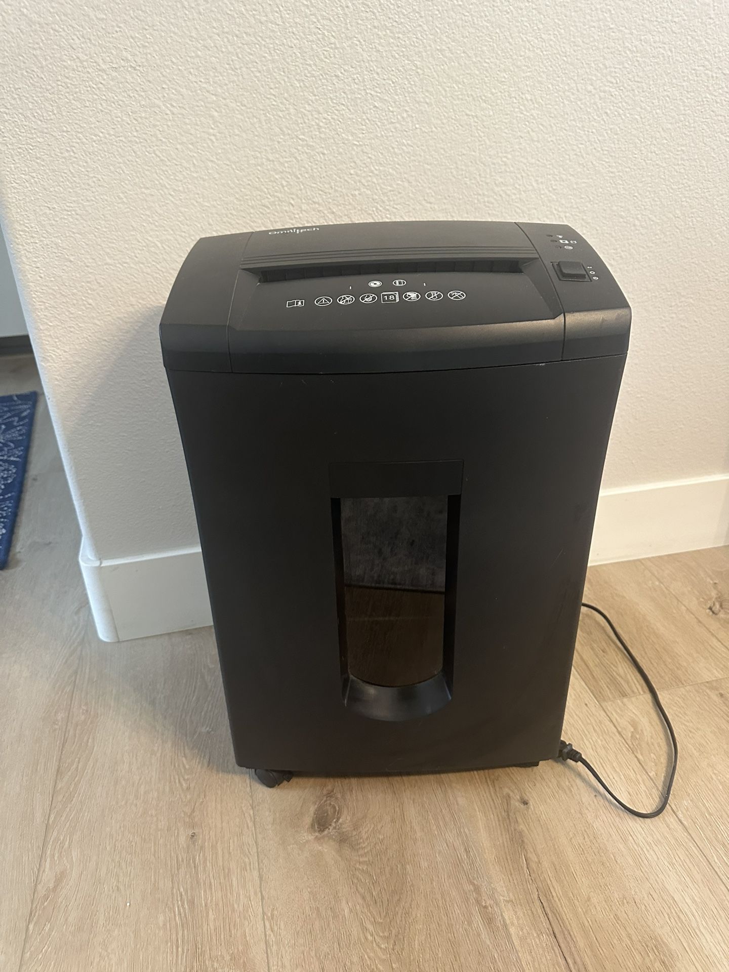 Omnitech shredder OT-NXC18PA Cross Cut Shredder for Sale in San Diego ...