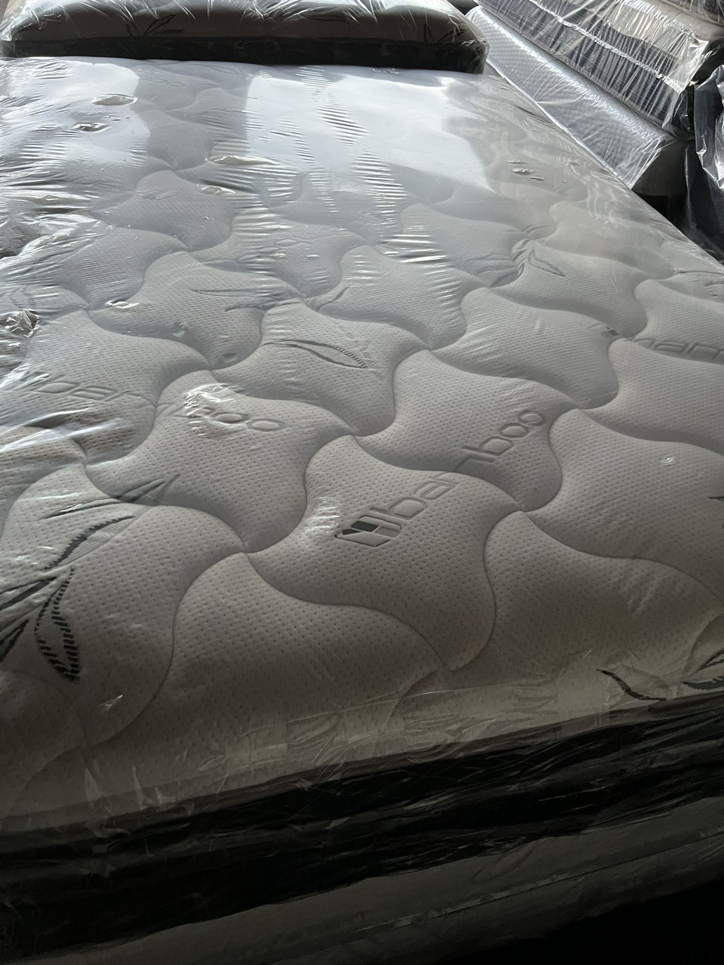 Buy Sell Online Box Spring FULL SIZE Mattress MATTRESS AND BOX Buy Sell Online Box Spring FULL SIZE Mattress MATTRESS AND BOX
