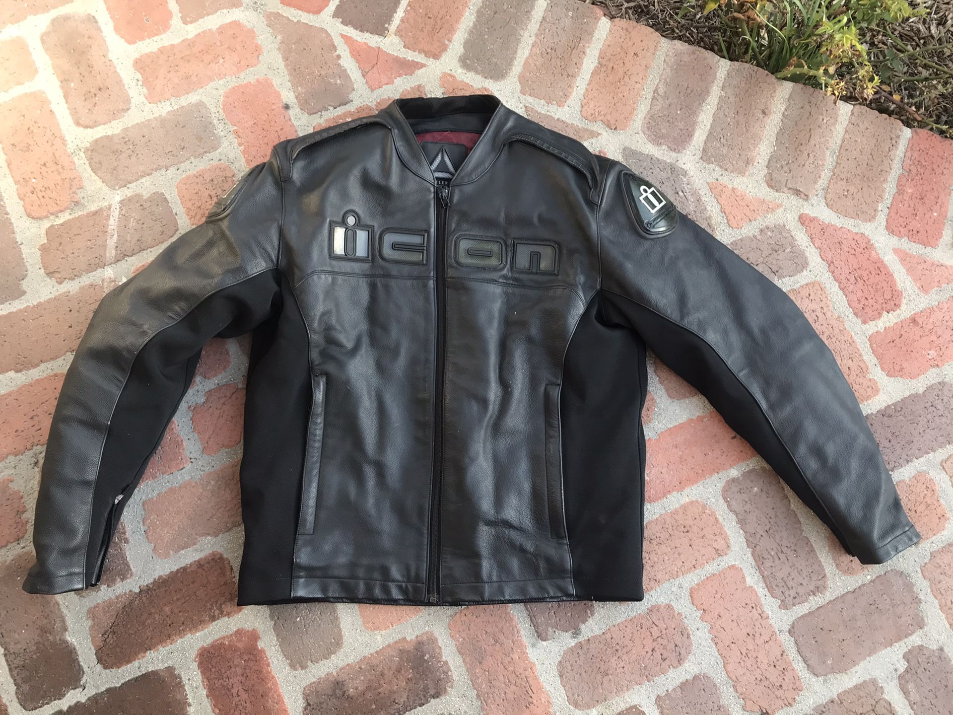 Icon Accelerant Leather Jacket 3XL for Sale in San Diego, CA - OfferUp