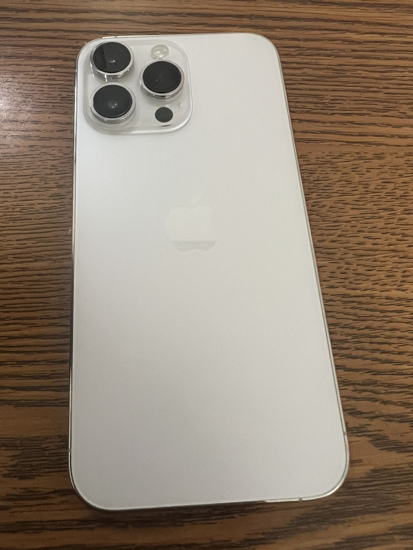 iPhone 14 Pro Max Silver for Sale in San Diego, CA - OfferUp