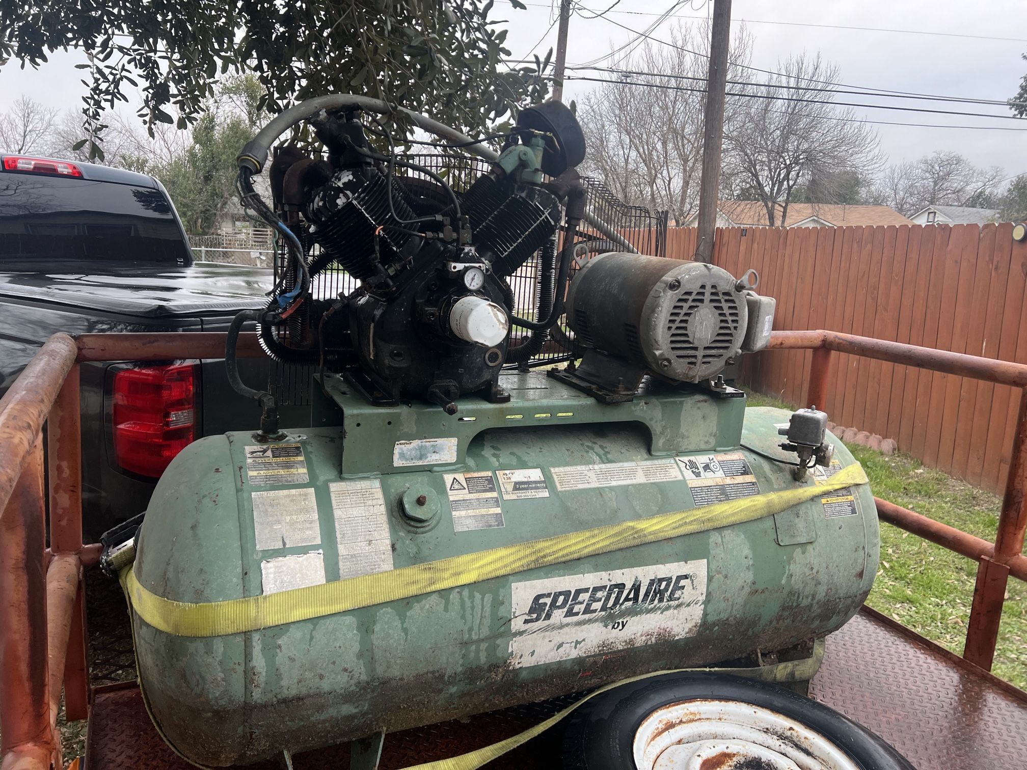 Speedaire Air Compressor 120 Gallon Tank for Sale in Schertz, TX - OfferUp