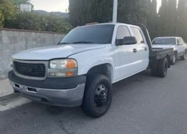 2001 GMC Sierra 3500 for Sale in Santa Clarita, CA - OfferUp