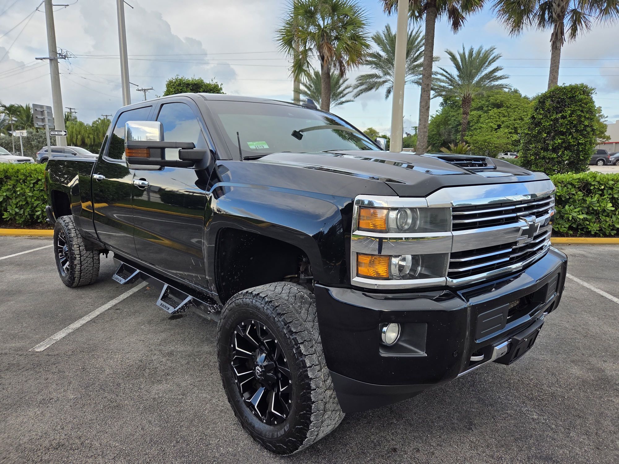Chevrolet Silverado 2500 diesel for Sale in Hollywood, FL - OfferUp