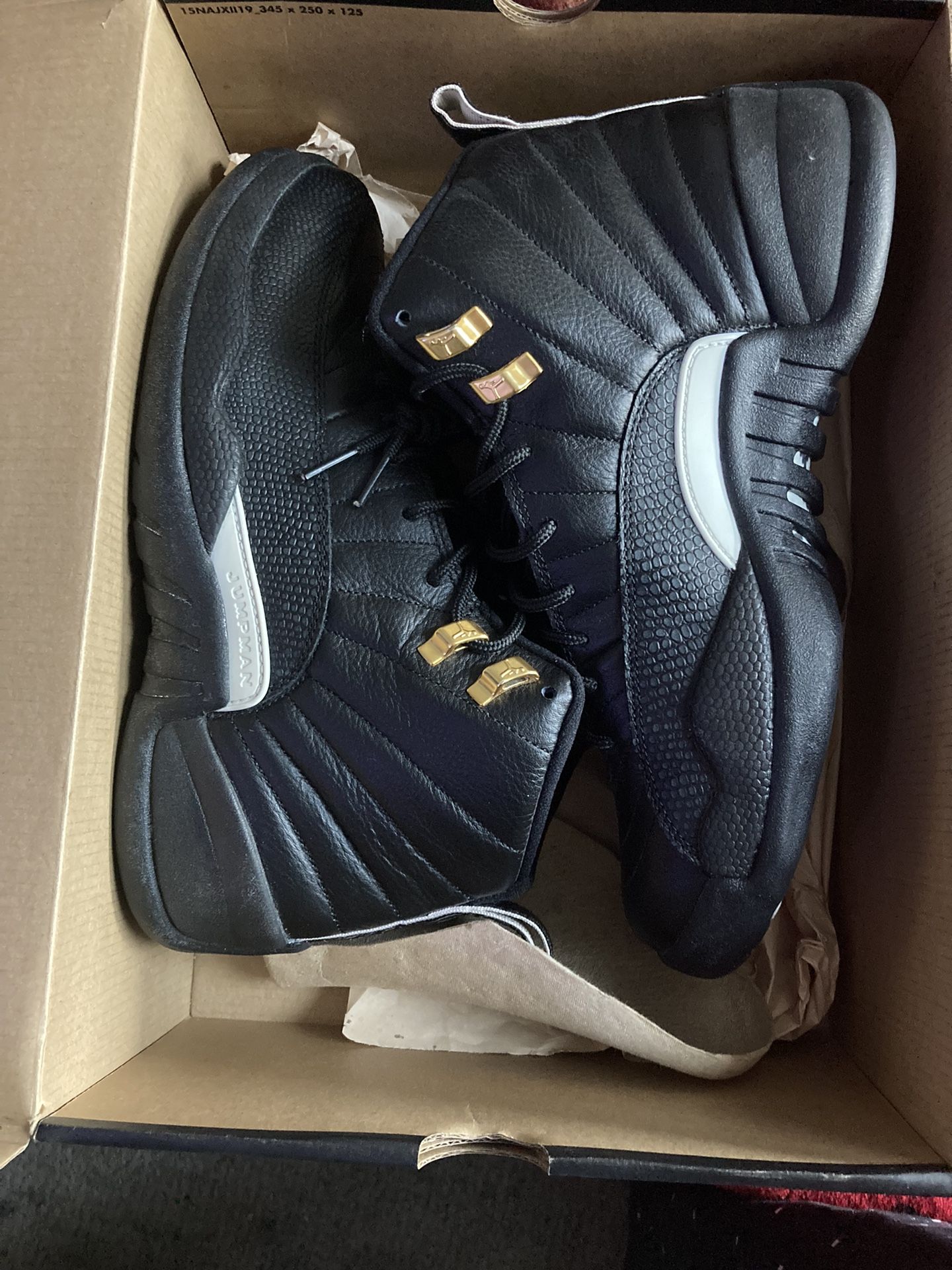 Jordan 12s Black Size 9 for Sale in Portland, OR - OfferUp