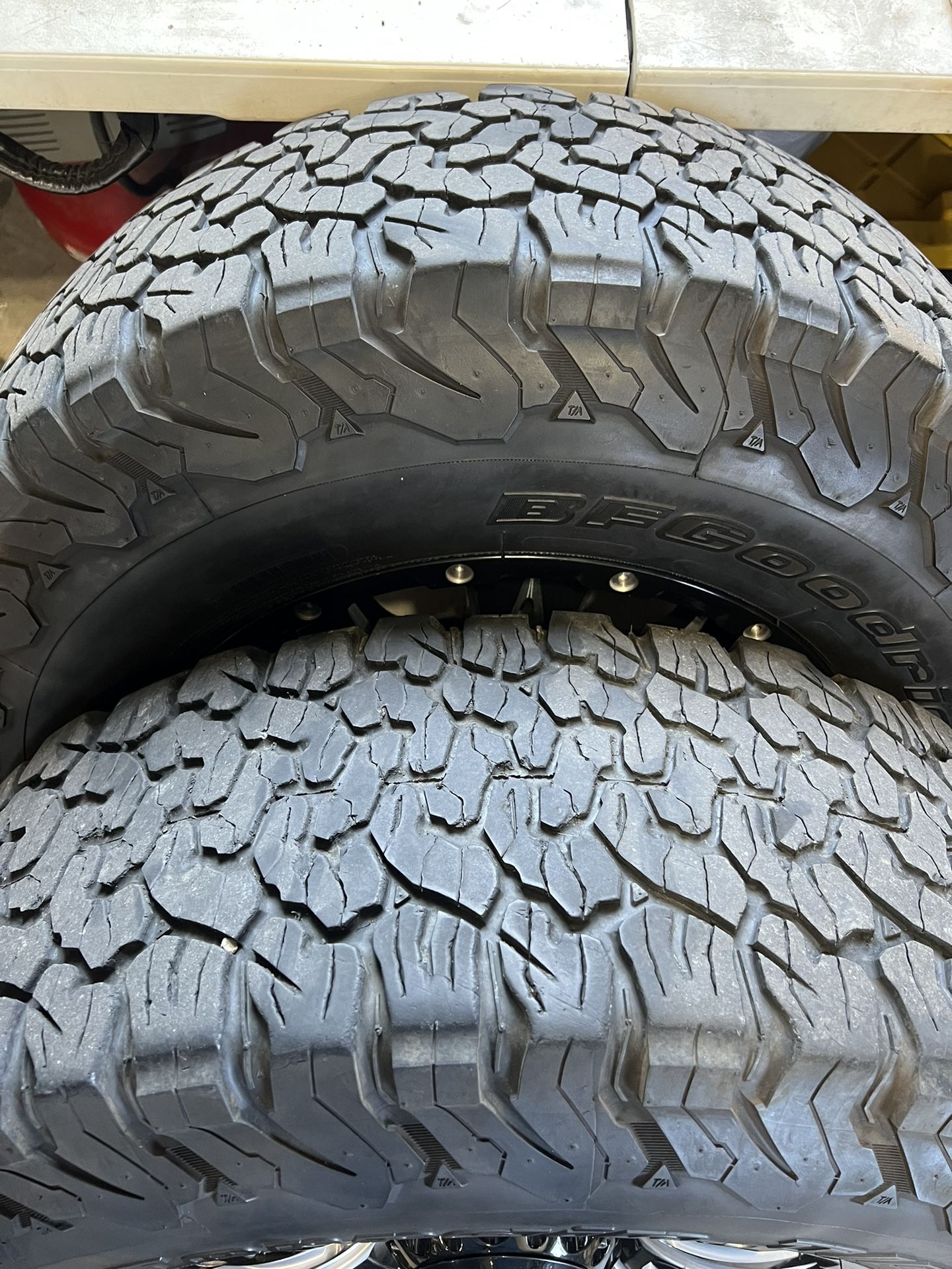 18x9 Ultra Motorsports 8x6.5 Wheels And Tires for Sale in Puyallup, WA ...