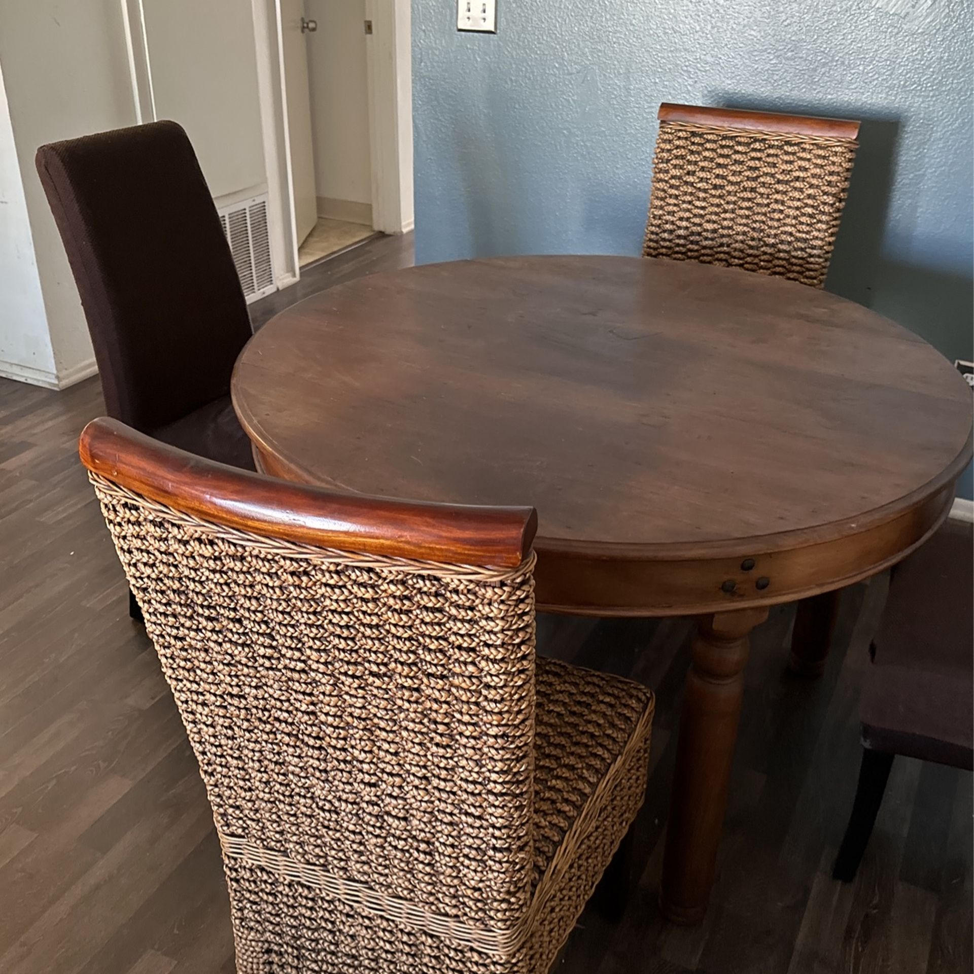 Very Sturdy Round Wooden Table And Chairs for Sale in West Hollywood ...