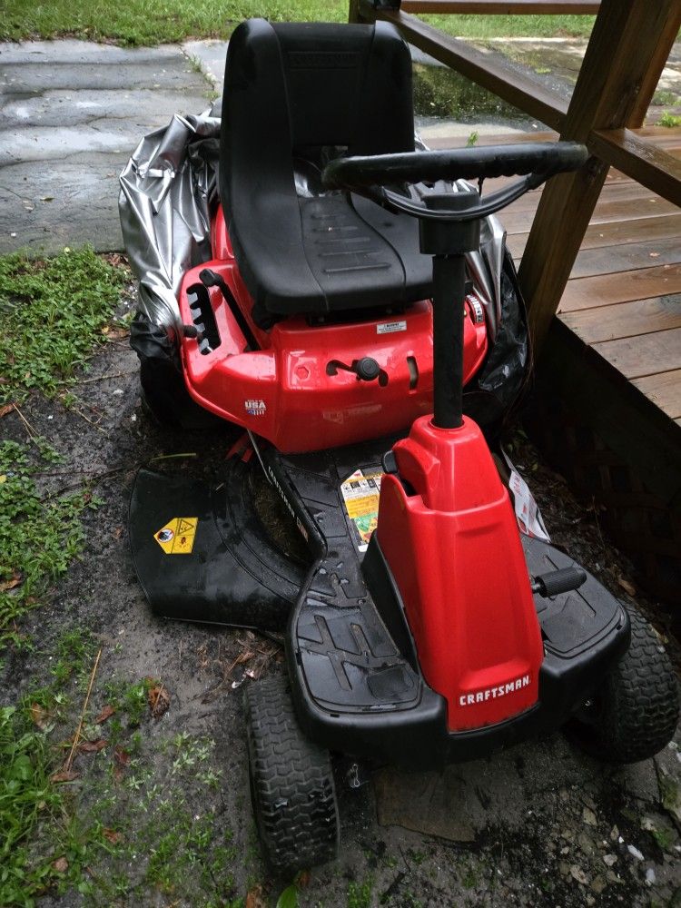 Craftsman R110 for Sale in St. Petersburg, FL - OfferUp