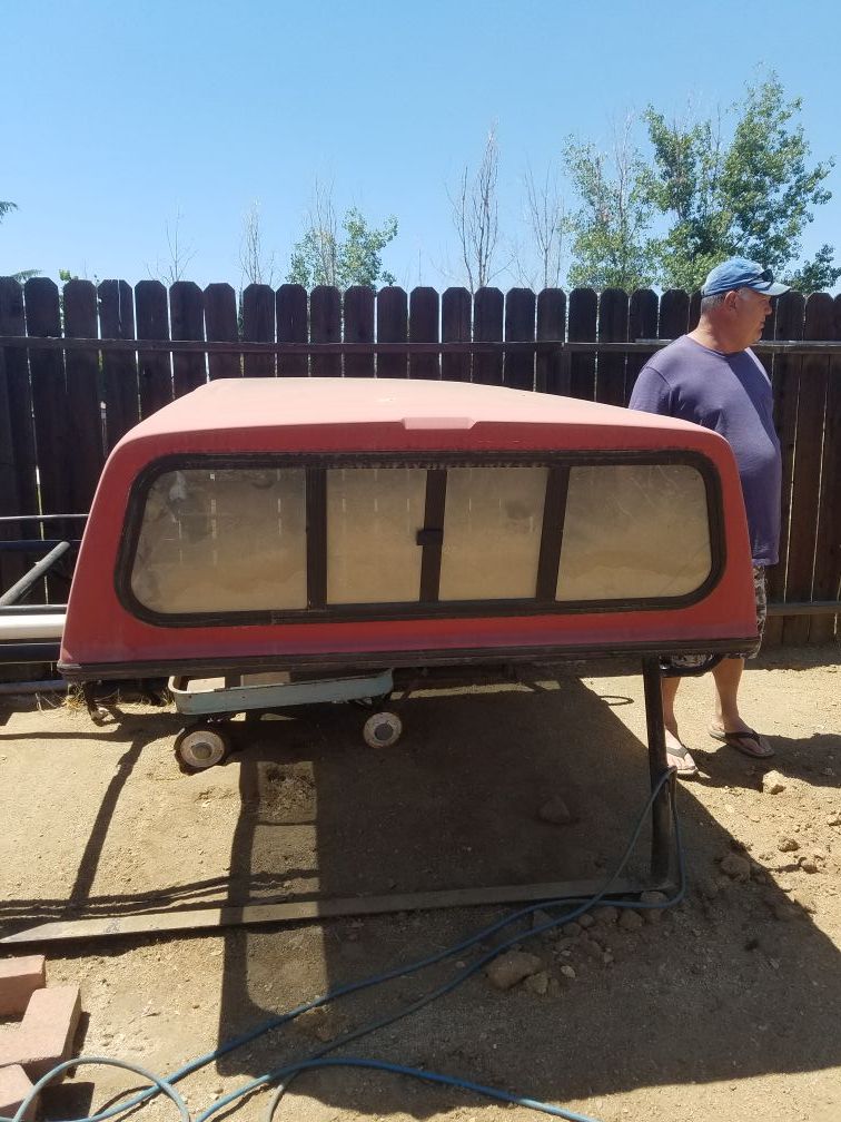 FREE.....VISTA camper shell for long bed small truck. for Sale in Oak ...