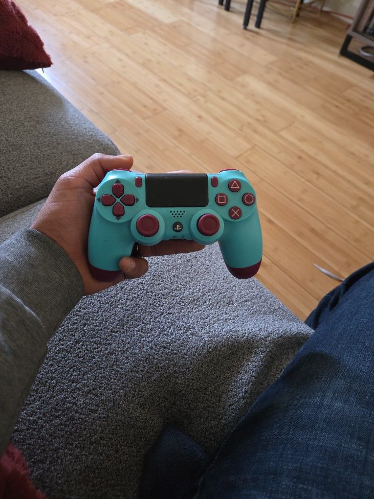 Blue And Purple Ps4 Controller for Sale in Los Angeles, CA - OfferUp