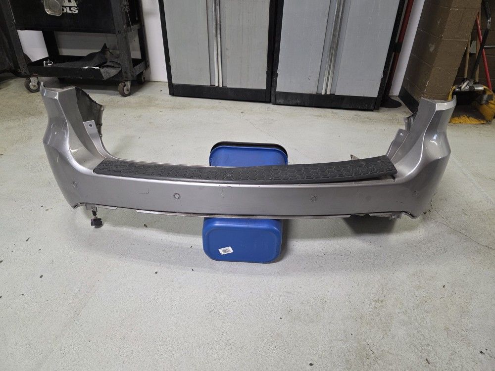 Dodge Durango Rear Bumper for Sale in Chicago, IL - OfferUp