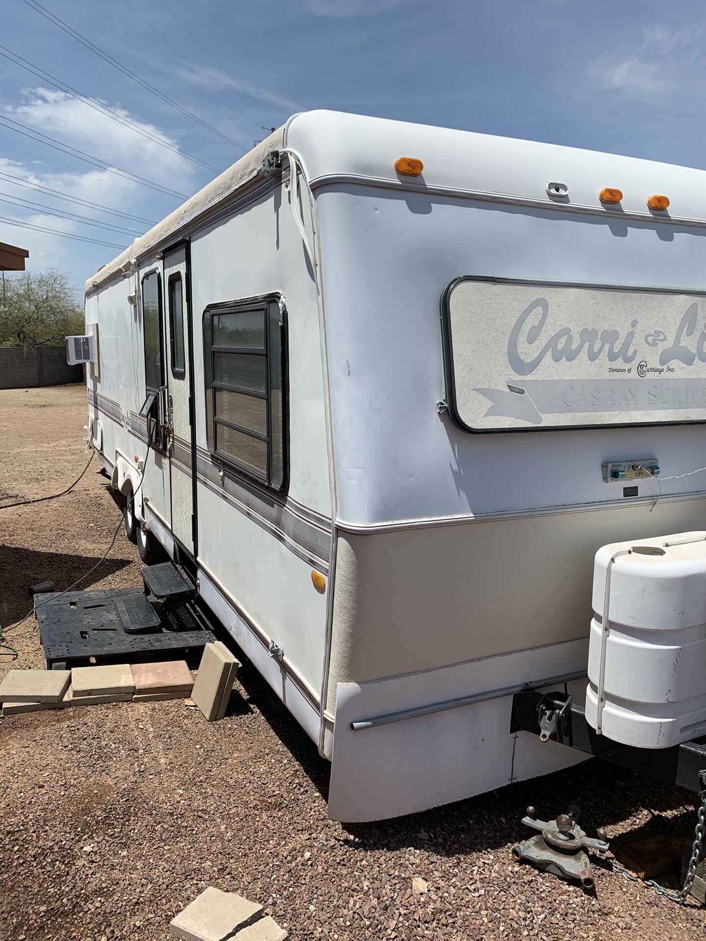 32 Ft RV Camper beautiful inside and out This unit has a brand-new 1200 ...