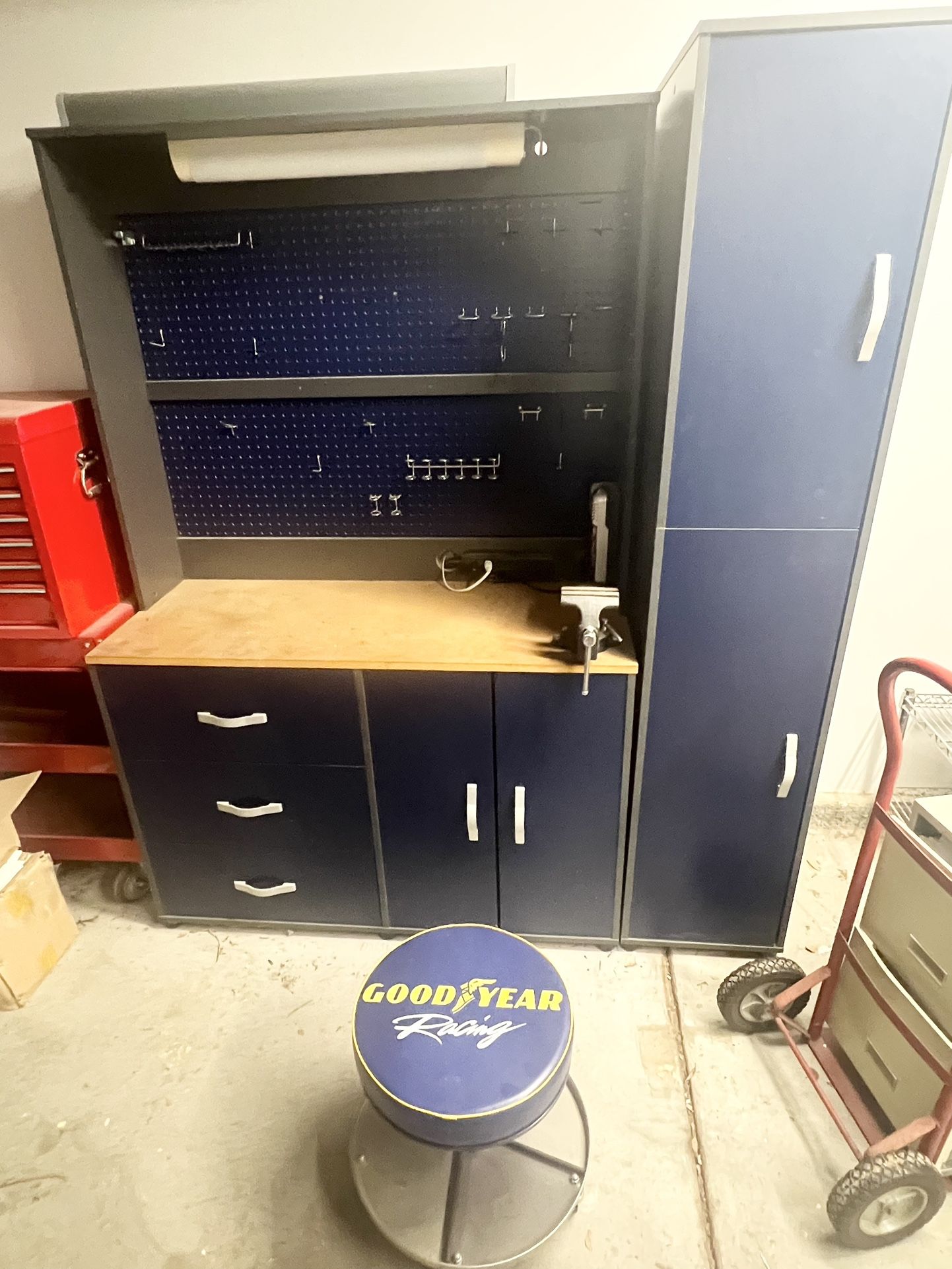 Workbench / Storage With Matching Stool for Sale in Las Vegas, NV - OfferUp