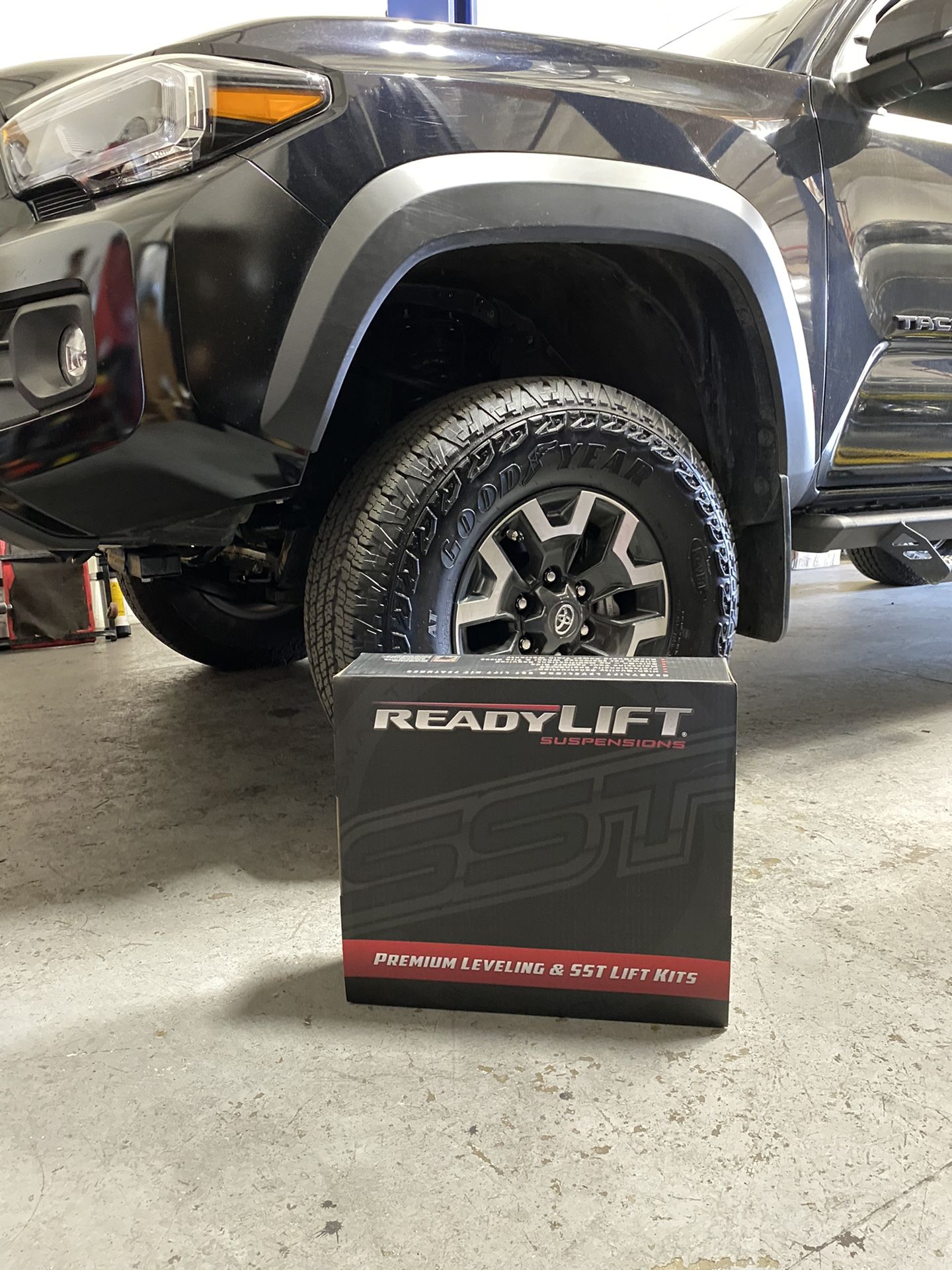 3/2 Toyota Tacoma 4runner Readylift Special $650 Installed N Alignment ...