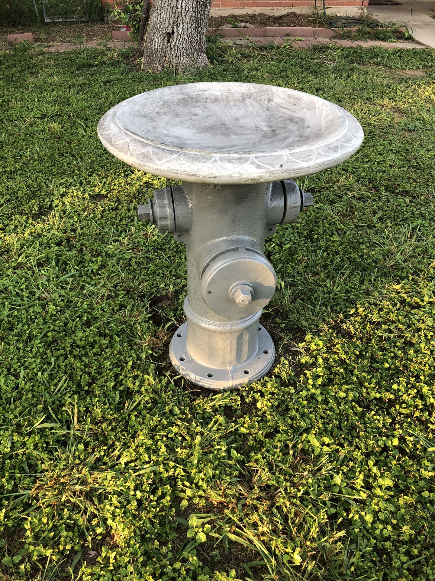 Fire Hydrant Bird Bath for Sale in Palmview, TX - OfferUp