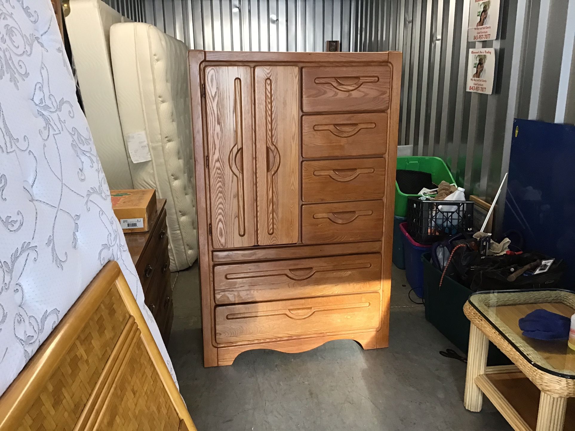 Nice Webb furniture seven drawer oak storage chest with hidden jewelry ...