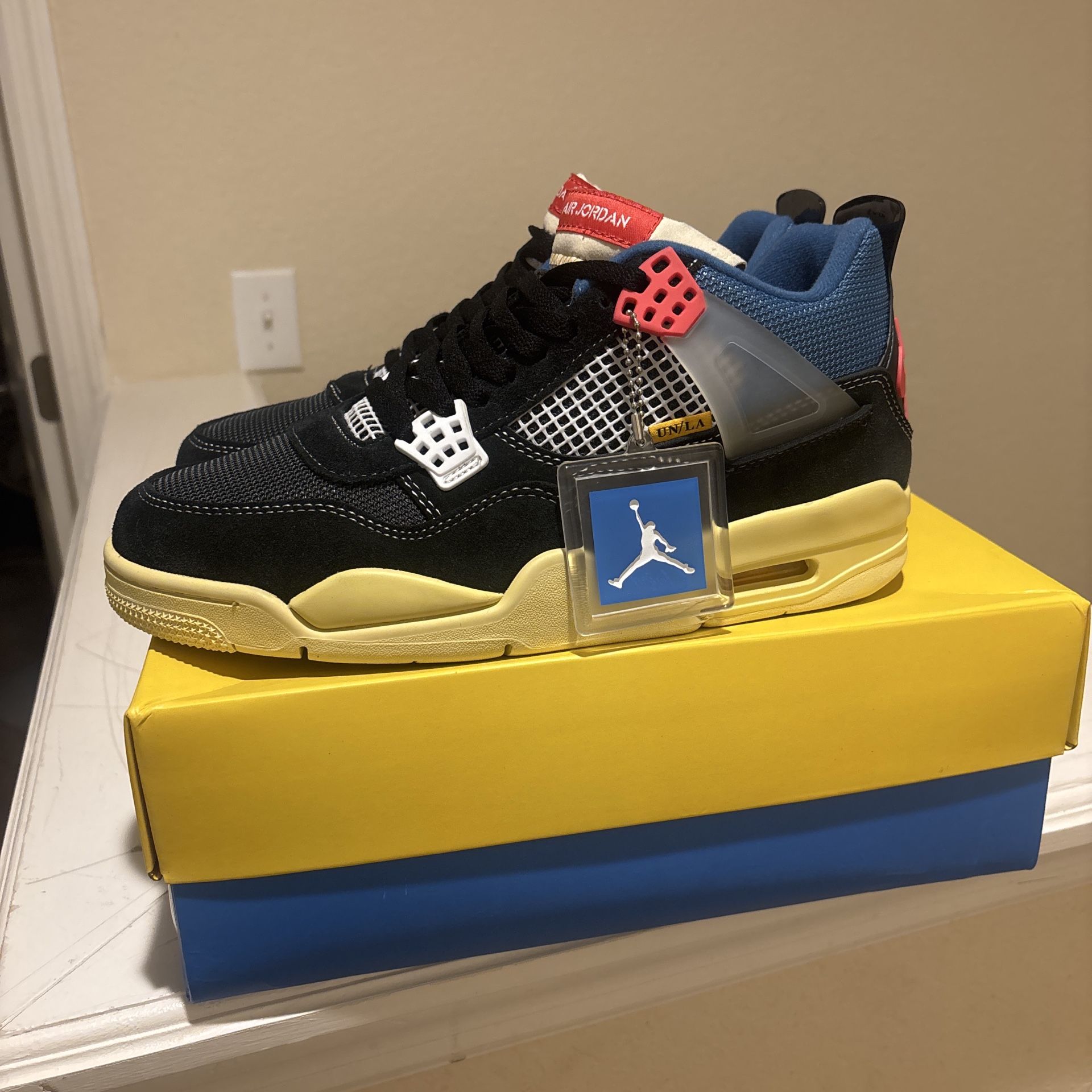 Union Jordan 4 Noir for Sale in Valrico, FL - OfferUp