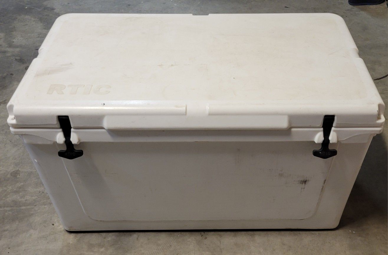 RTIC 110 QT Ultra-Tough Cooler for Sale in Visalia, CA - OfferUp