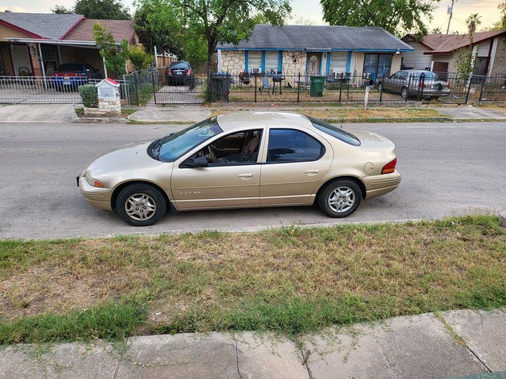 2000 Dodge Stratus for Sale in San Antonio, TX - OfferUp