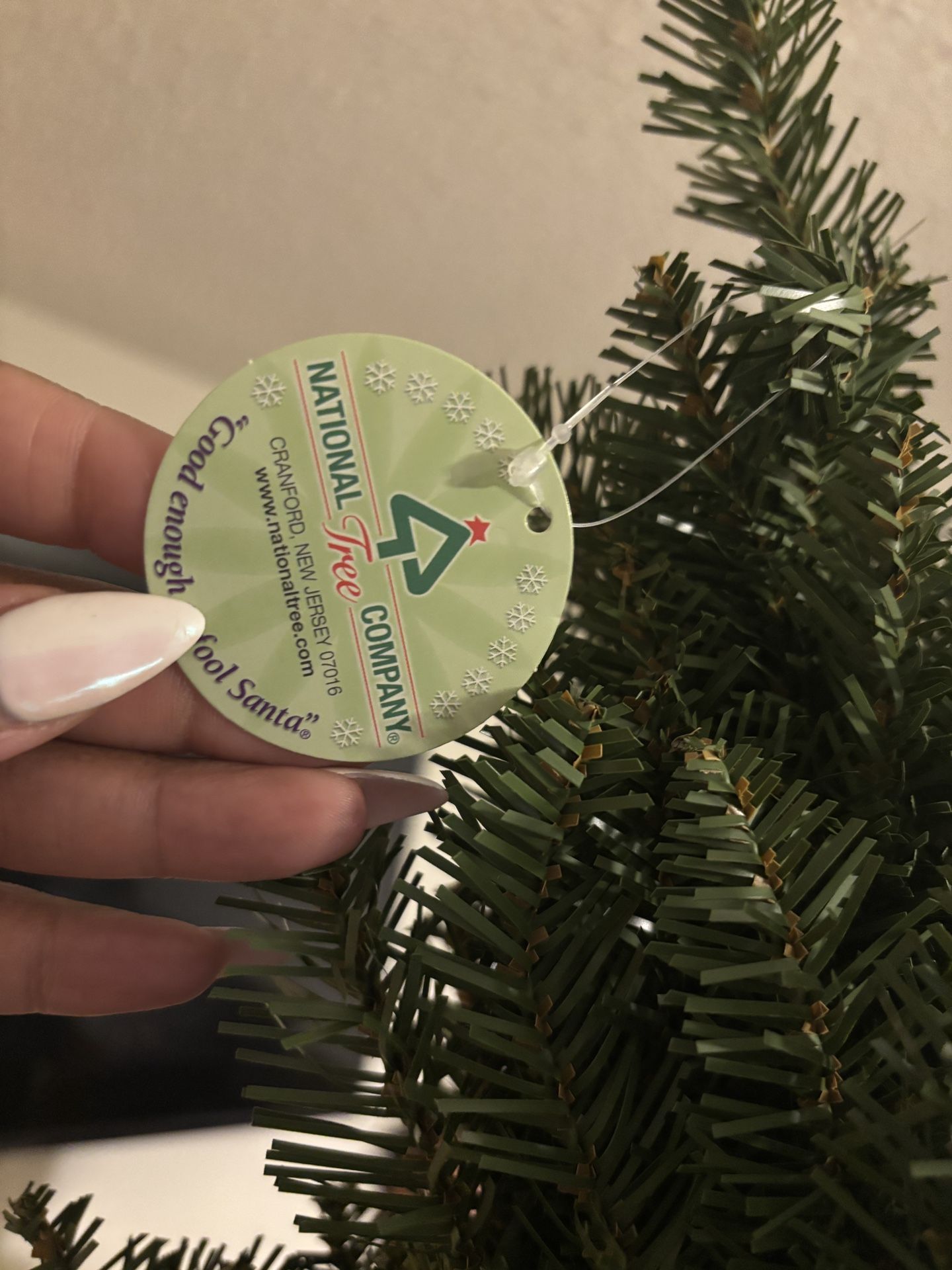 6.5 Ft Unlit Christmas Tree for Sale in San Antonio, TX - OfferUp