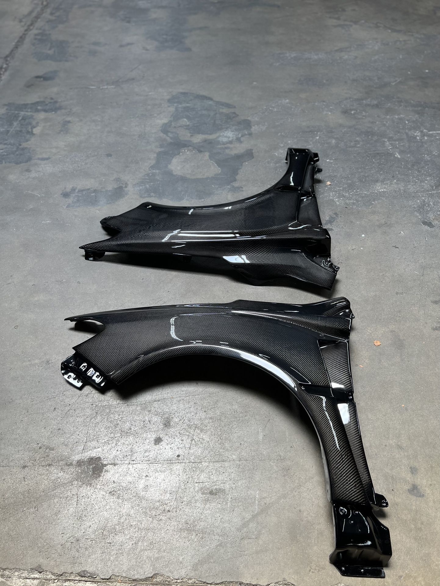 Subaru WRX/STI Carbon Fenders for Sale in Bloomington, CA - OfferUp