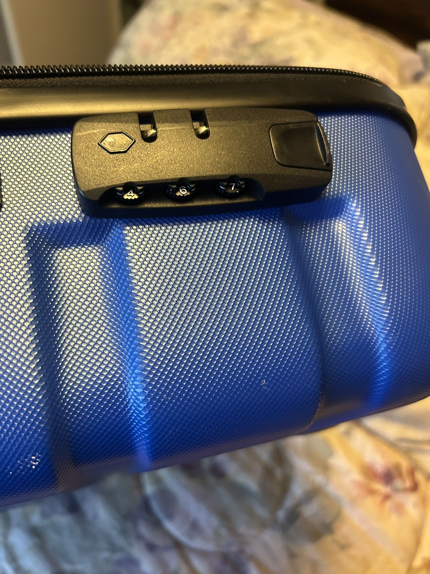 Cool Life Luggage Set for Sale in Puyallup, WA - OfferUp