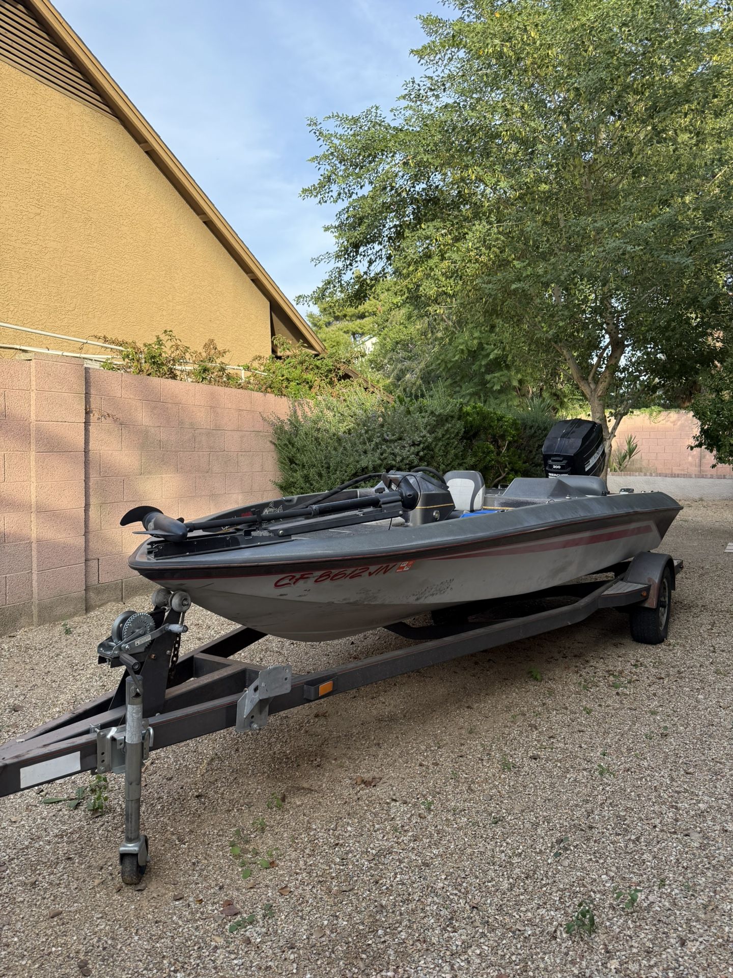 1990 Bass Tracker 1600 TF With 200 HP Mercury for Sale in Phoenix, AZ ...