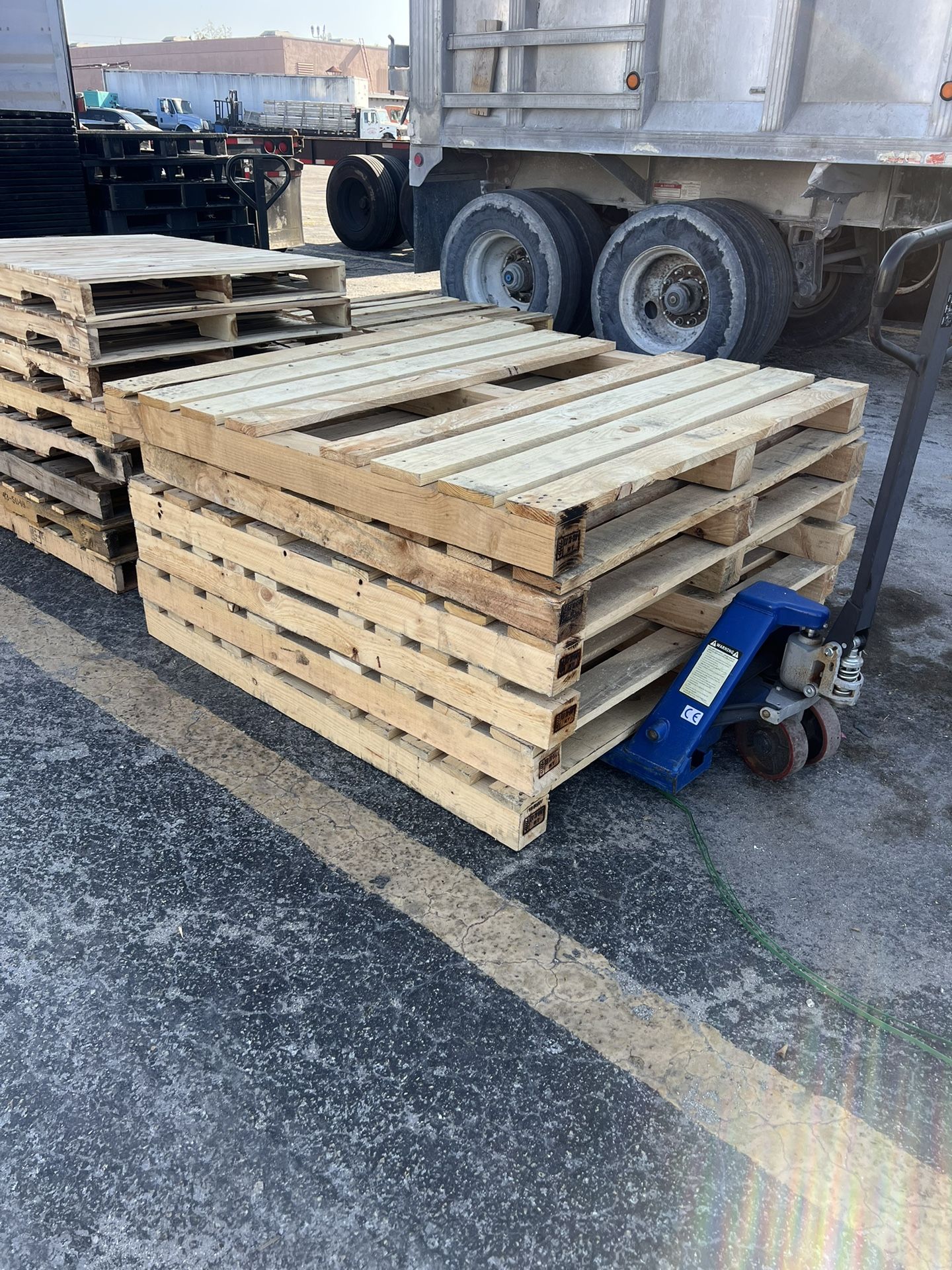 Wooden Pallets Super Heavy Duty 57x57 for Sale in Medley, FL - OfferUp