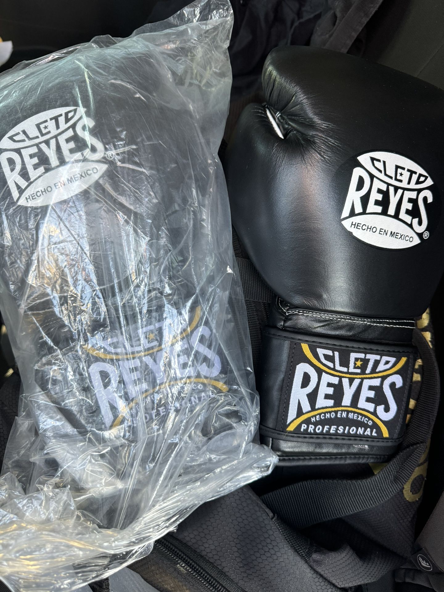Cleto Reyes for Sale in San Diego, CA - OfferUp