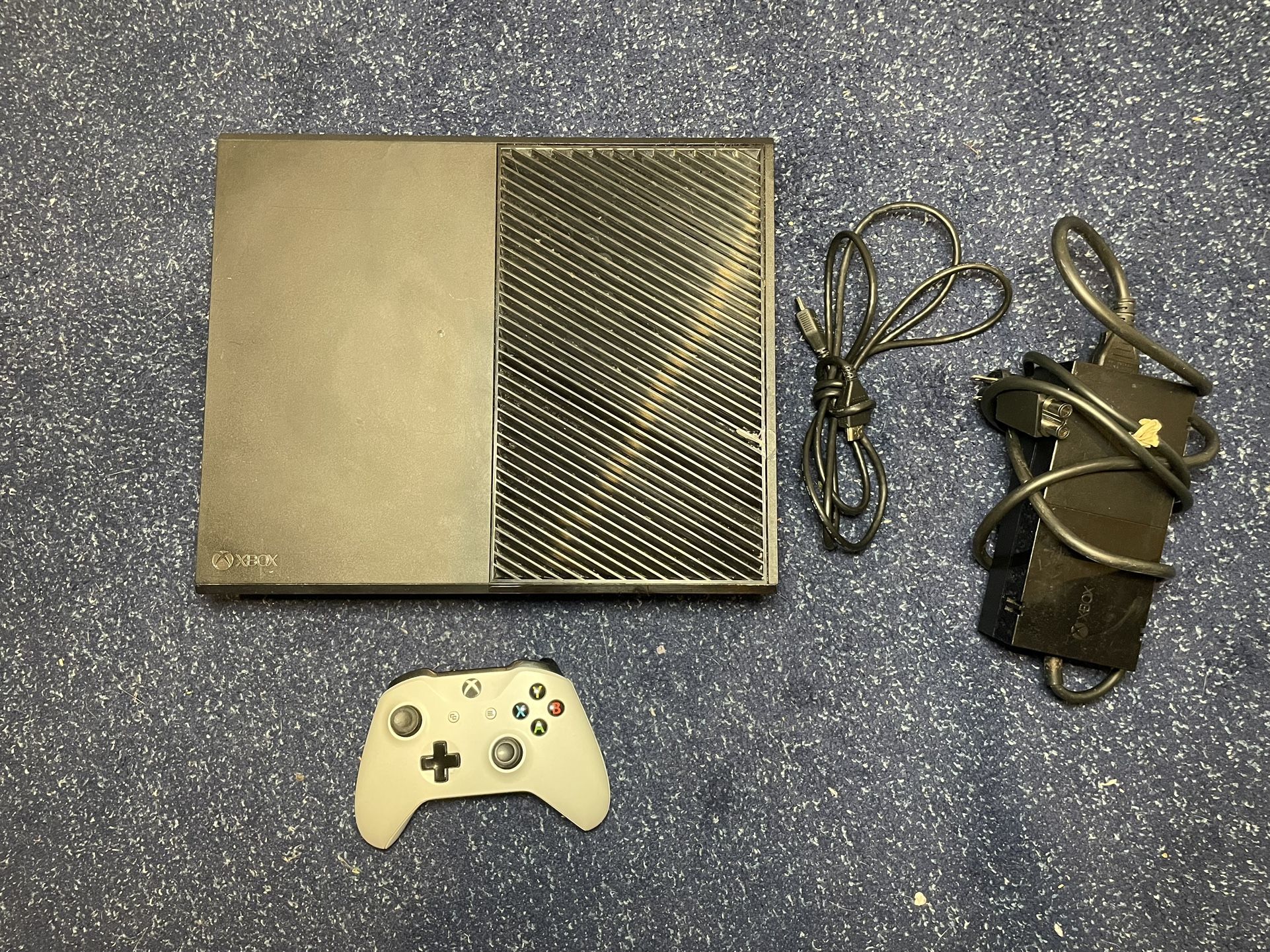 Xbox One 500 GB Please Read Description for Sale in Miami, FL - OfferUp