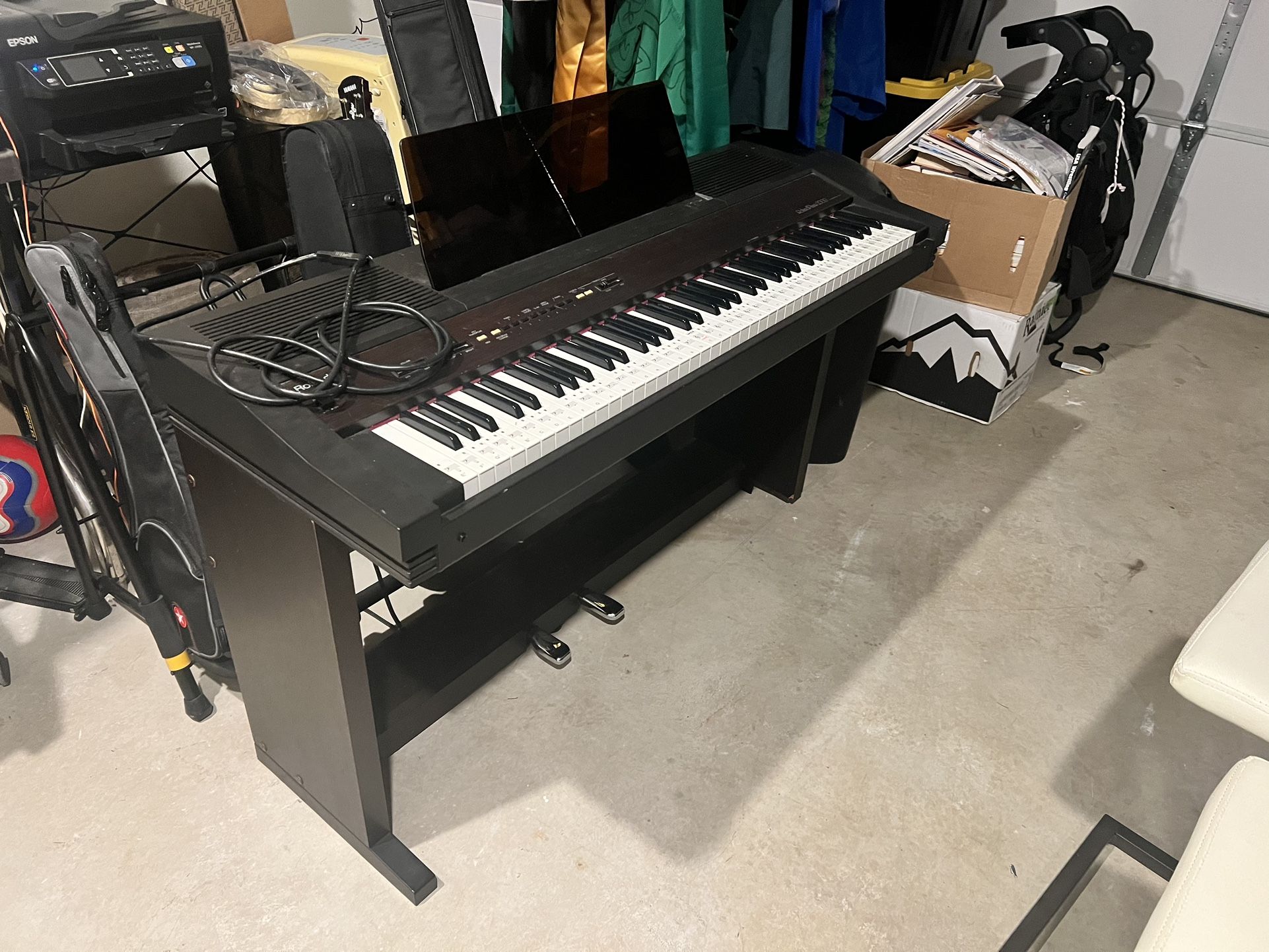 Roland Electric Piano for Sale in Chehalis, WA - OfferUp