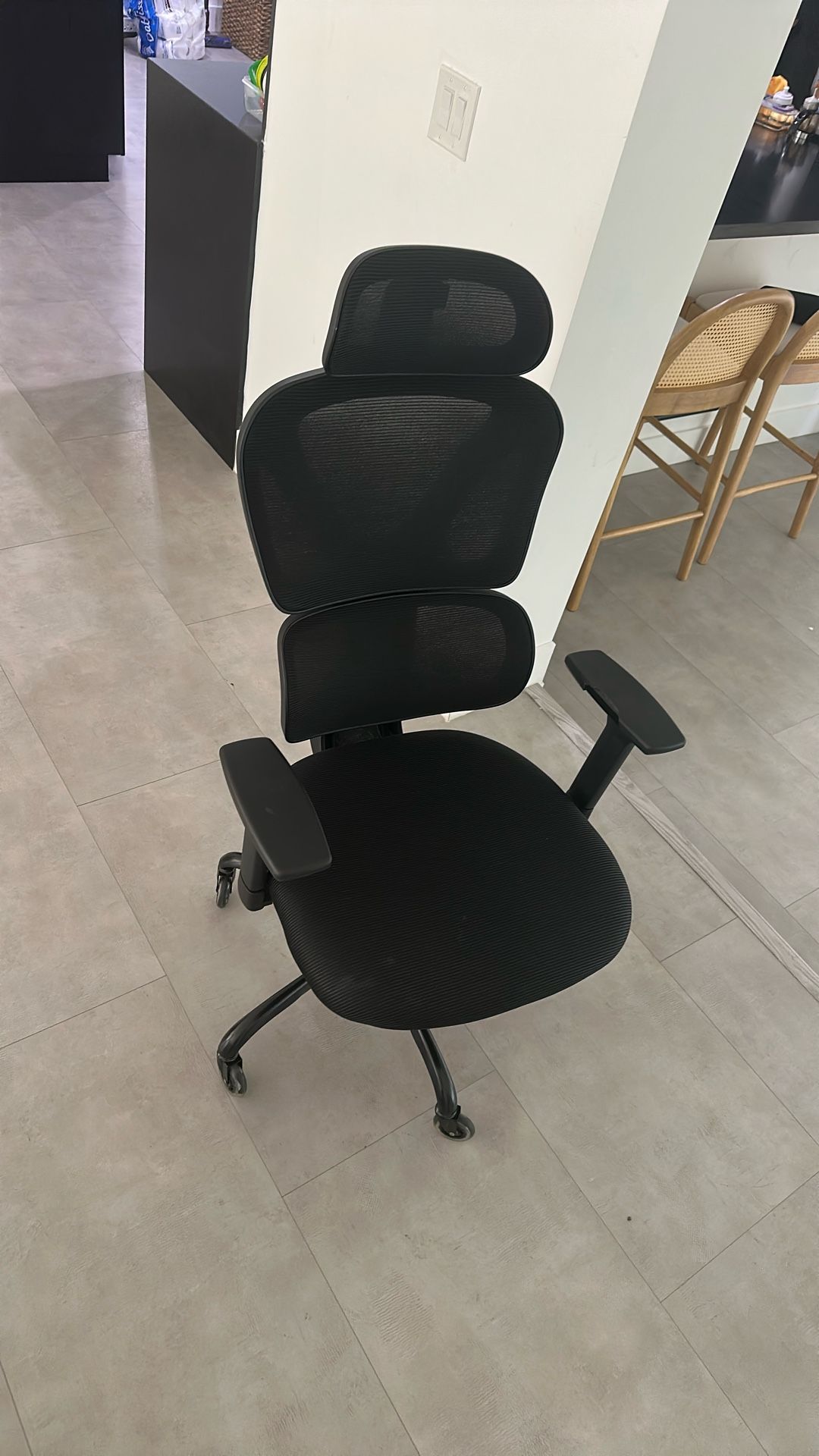 Ergo Chair Computer for Sale in Miami, FL - OfferUp