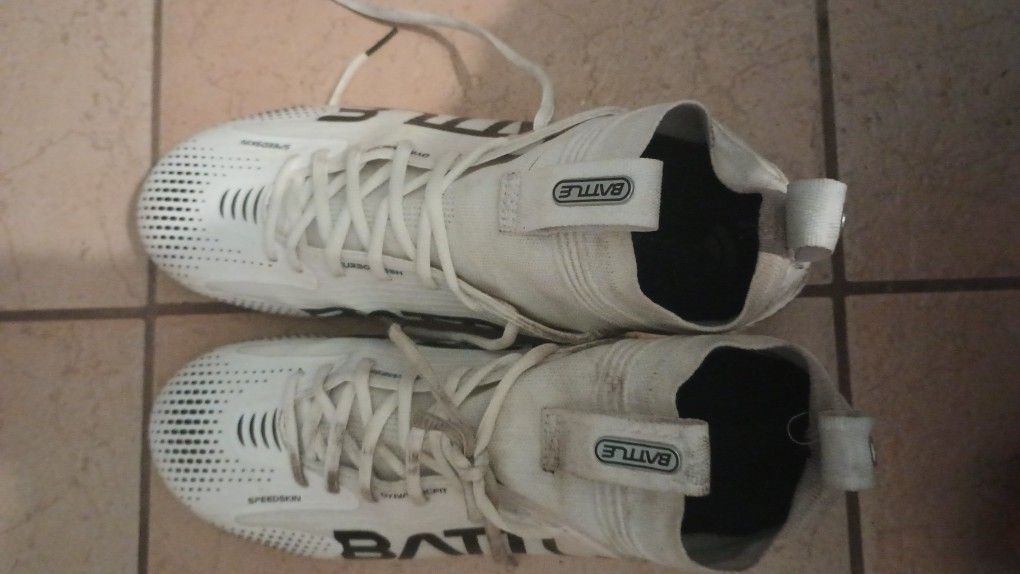 Battle Cleats With Box for Sale in Fort Lauderdale, FL - OfferUp