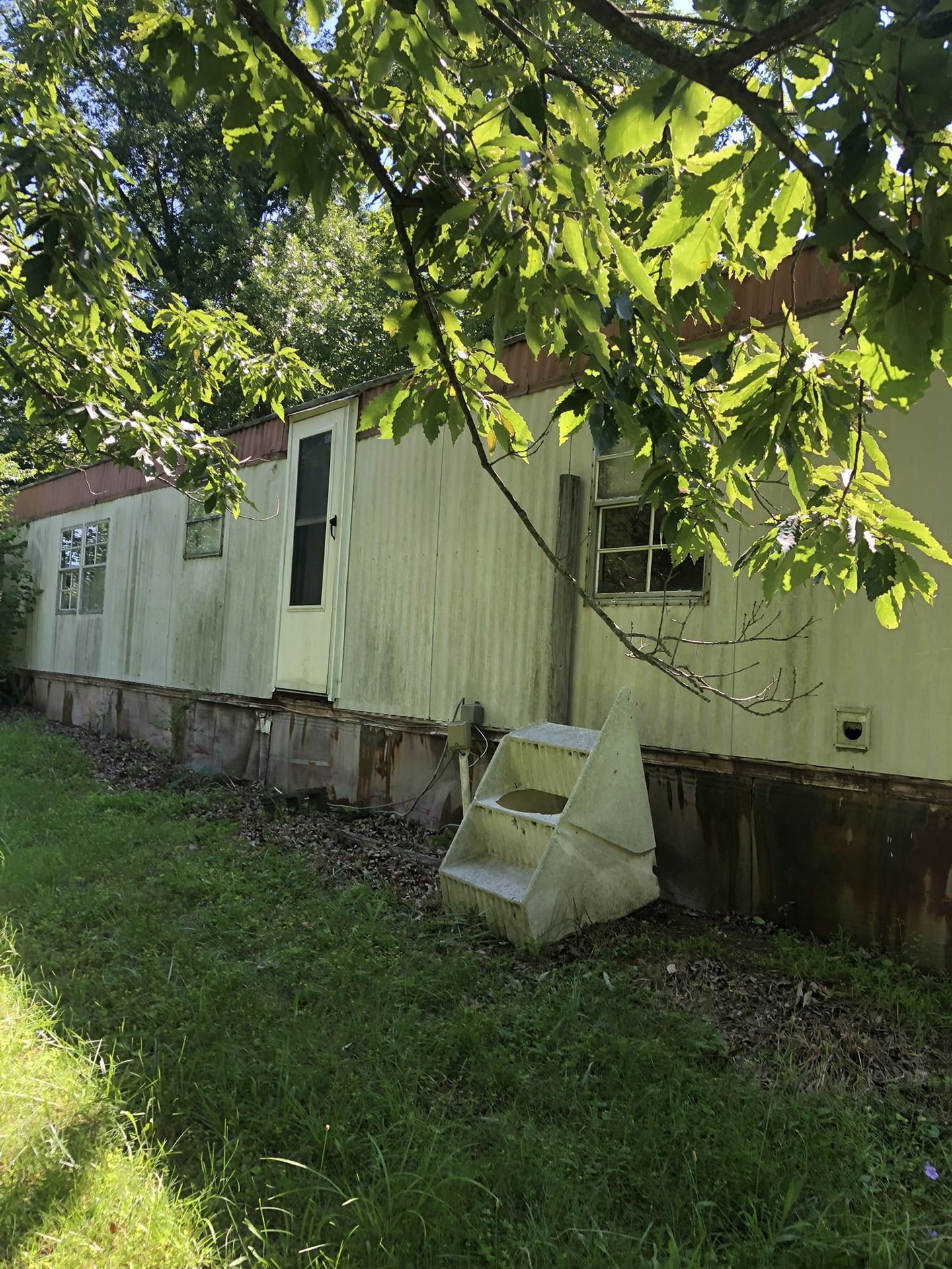 Free mobile home just come get it in La Grange Kentucky for Sale in ...