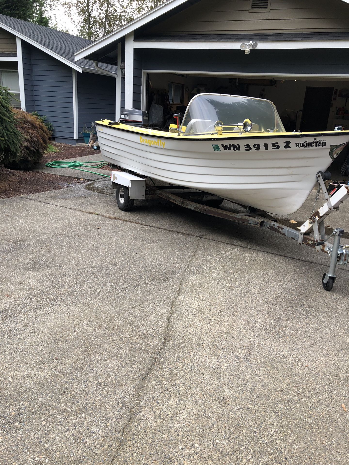 1974 14ft Hi-laker fiberglass boat on ez loader for Sale in Bonney Lake ...