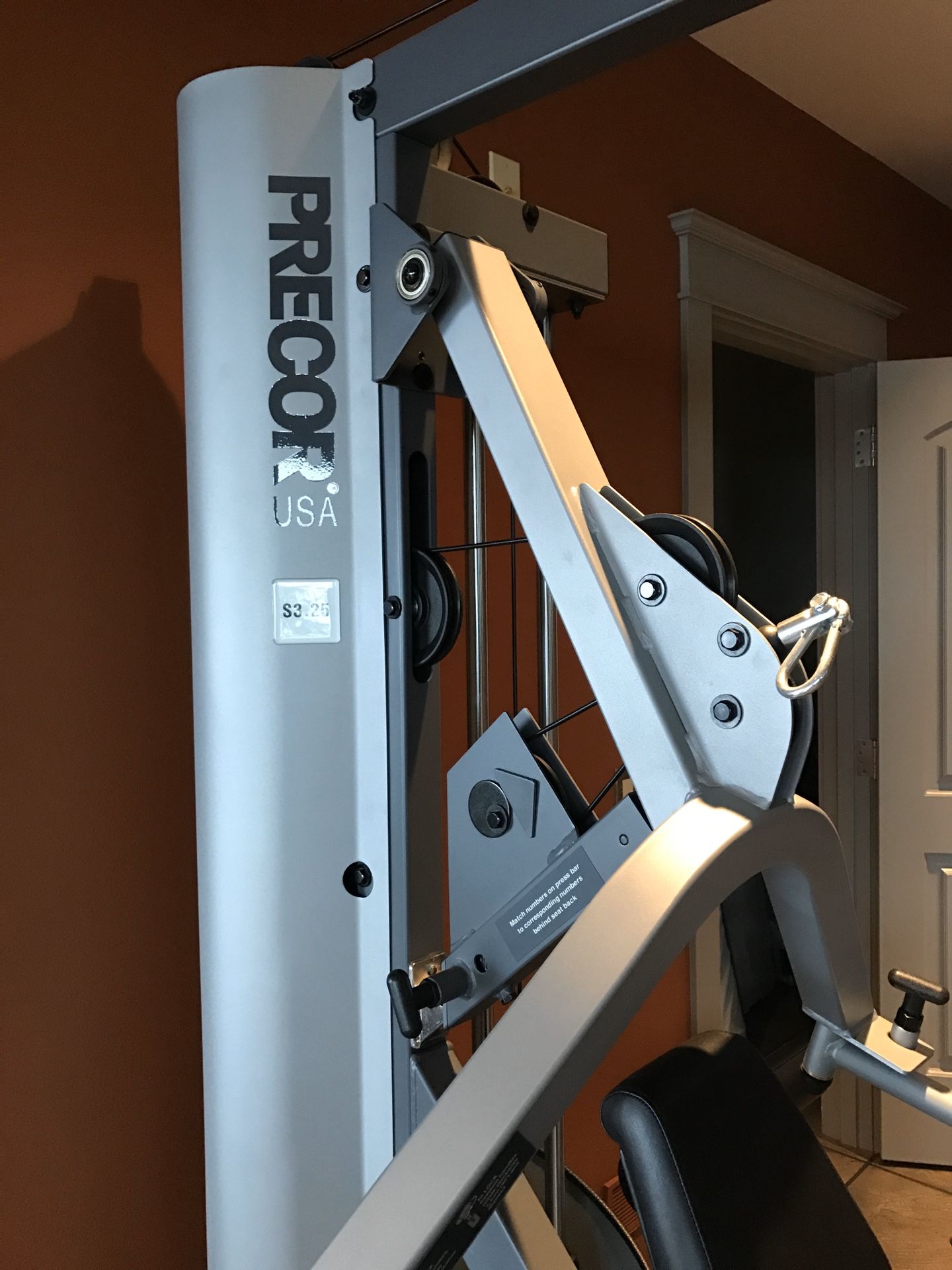 Precor S3.25 Strength Machine for Sale in Snohomish, WA - OfferUp