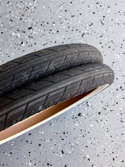 BRAND NEW ANIMAL WHITE WALL 20x2.0” BMX TIRES primo cult bsd fit tioga ...