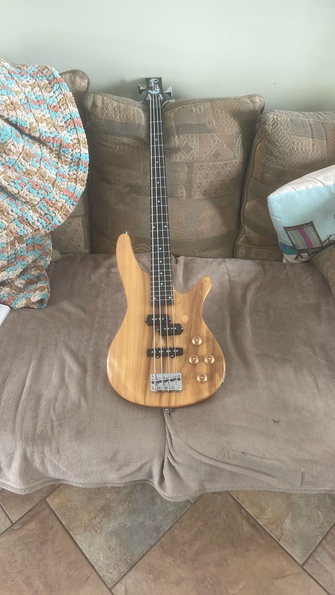 Glarry Electric Bass for Sale in Streamwood, IL - OfferUp
