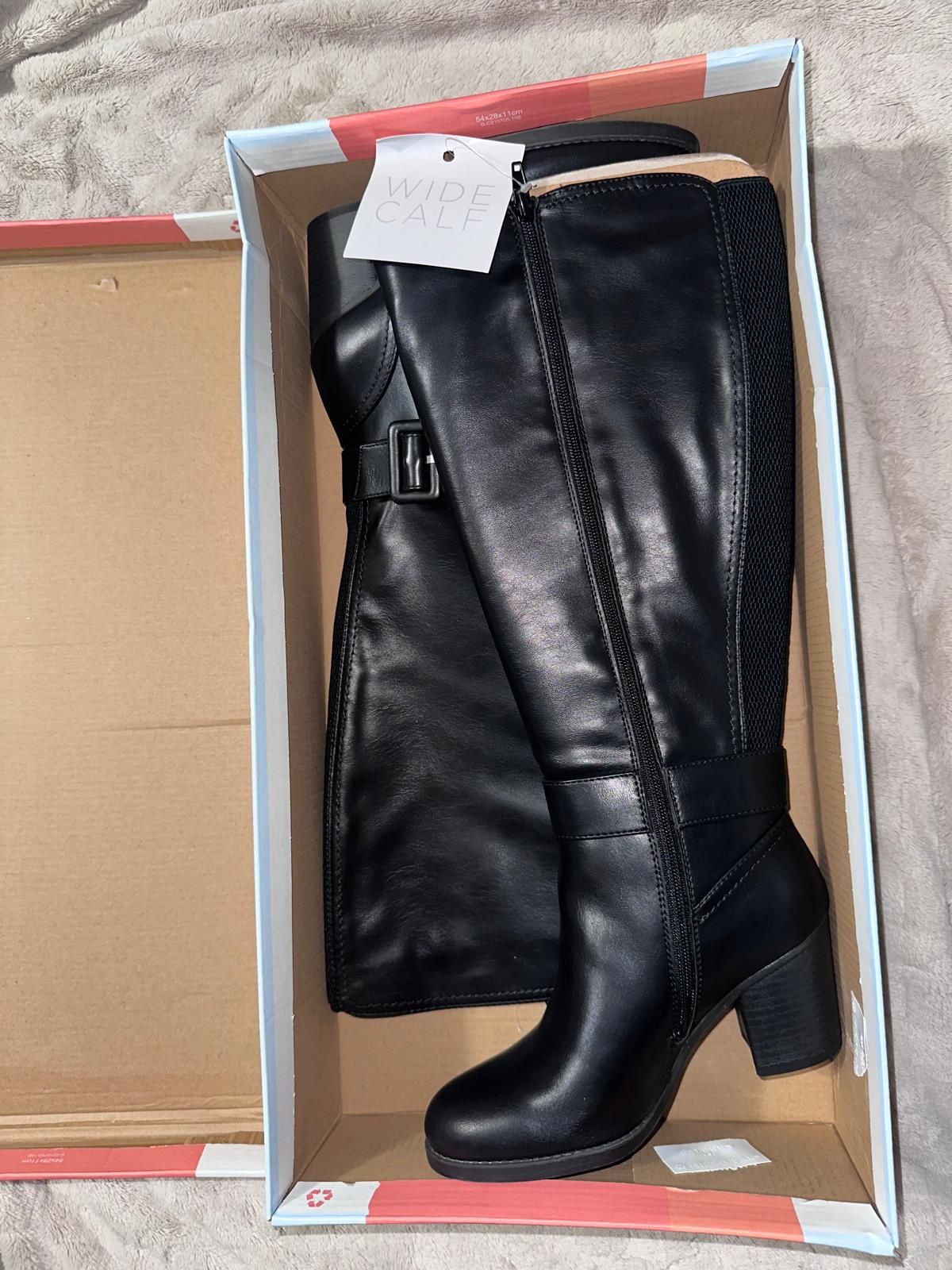 New Boots for Sale in Modesto, CA - OfferUp