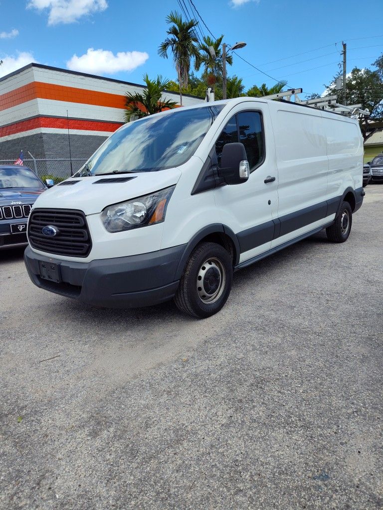 2017 Ford Transit for Sale in Miami, FL - OfferUp