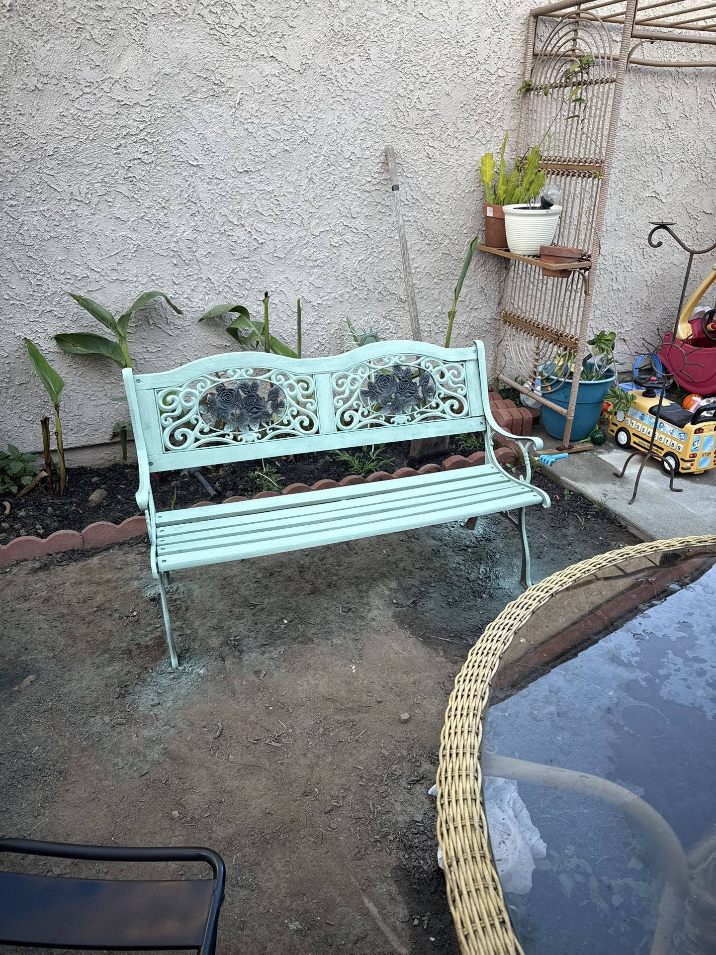 Decorative Mint Green Garden Bench for Sale in Ventura, CA - OfferUp