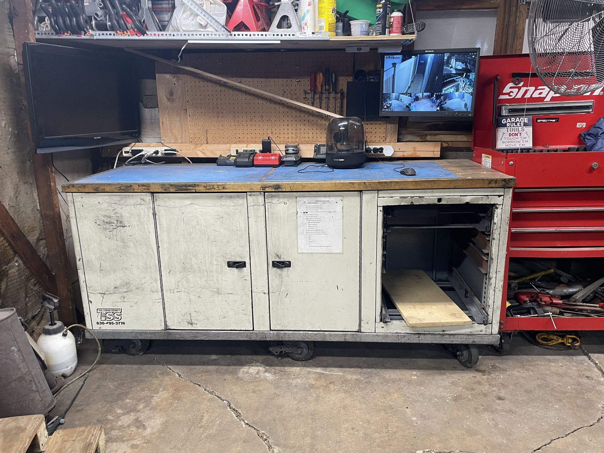Work Bench. for Sale in Chicago, IL - OfferUp