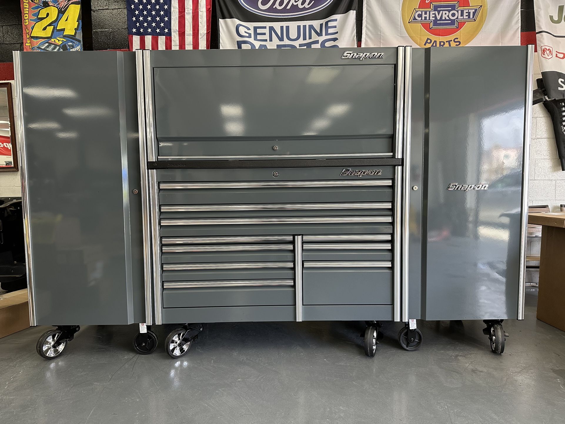 Snap On Epiq 60” Tool Box With Double Lockers for Sale in Whittier, CA ...