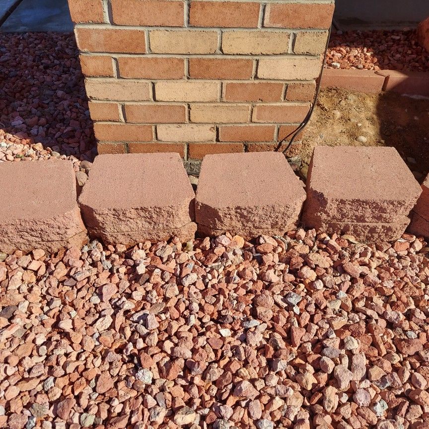 Retaining Wall Blocks for Sale in Chandler, AZ - OfferUp