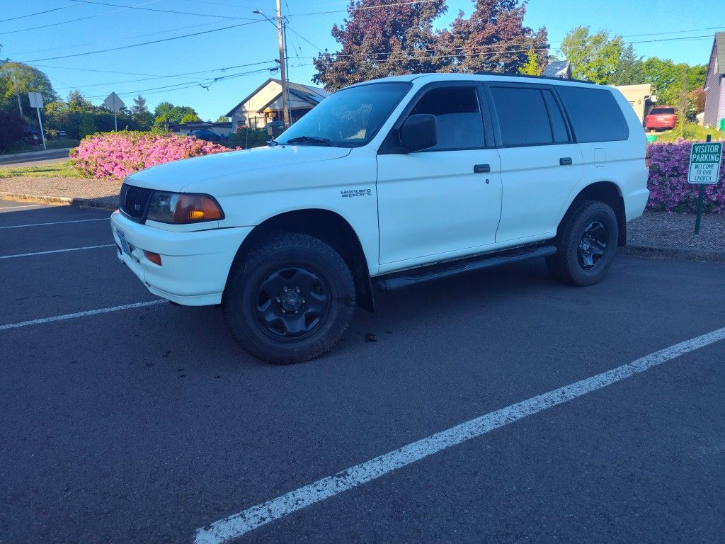 Mitsubishi Montero Sport for Sale in Portland, OR - OfferUp