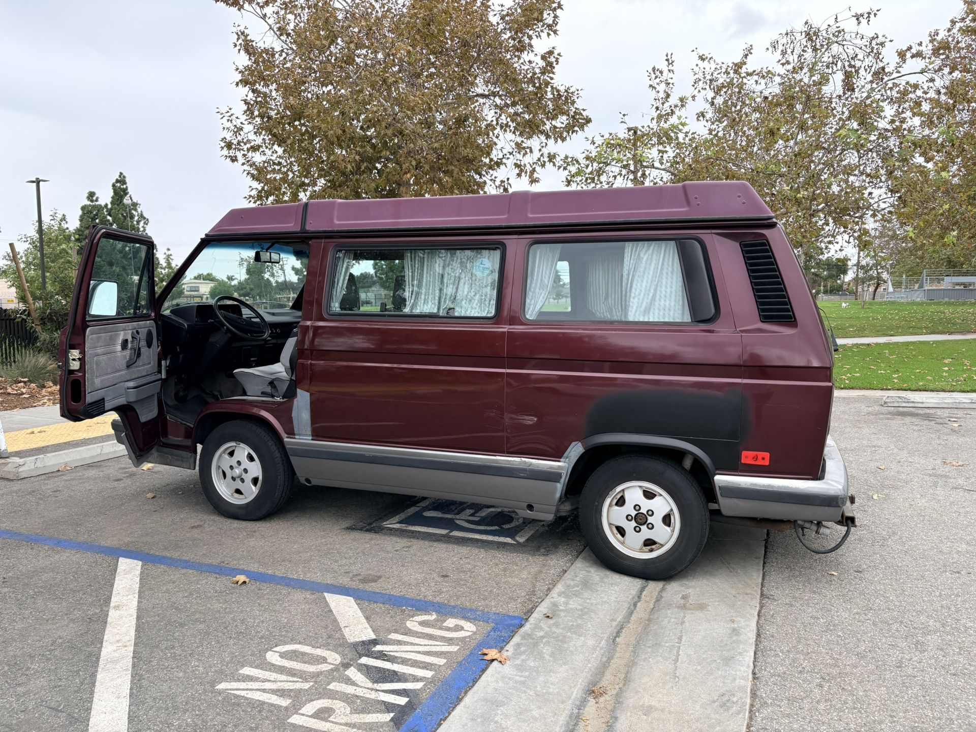 1990 Volkswagen Vanagon for Sale in Costa Mesa, CA - OfferUp