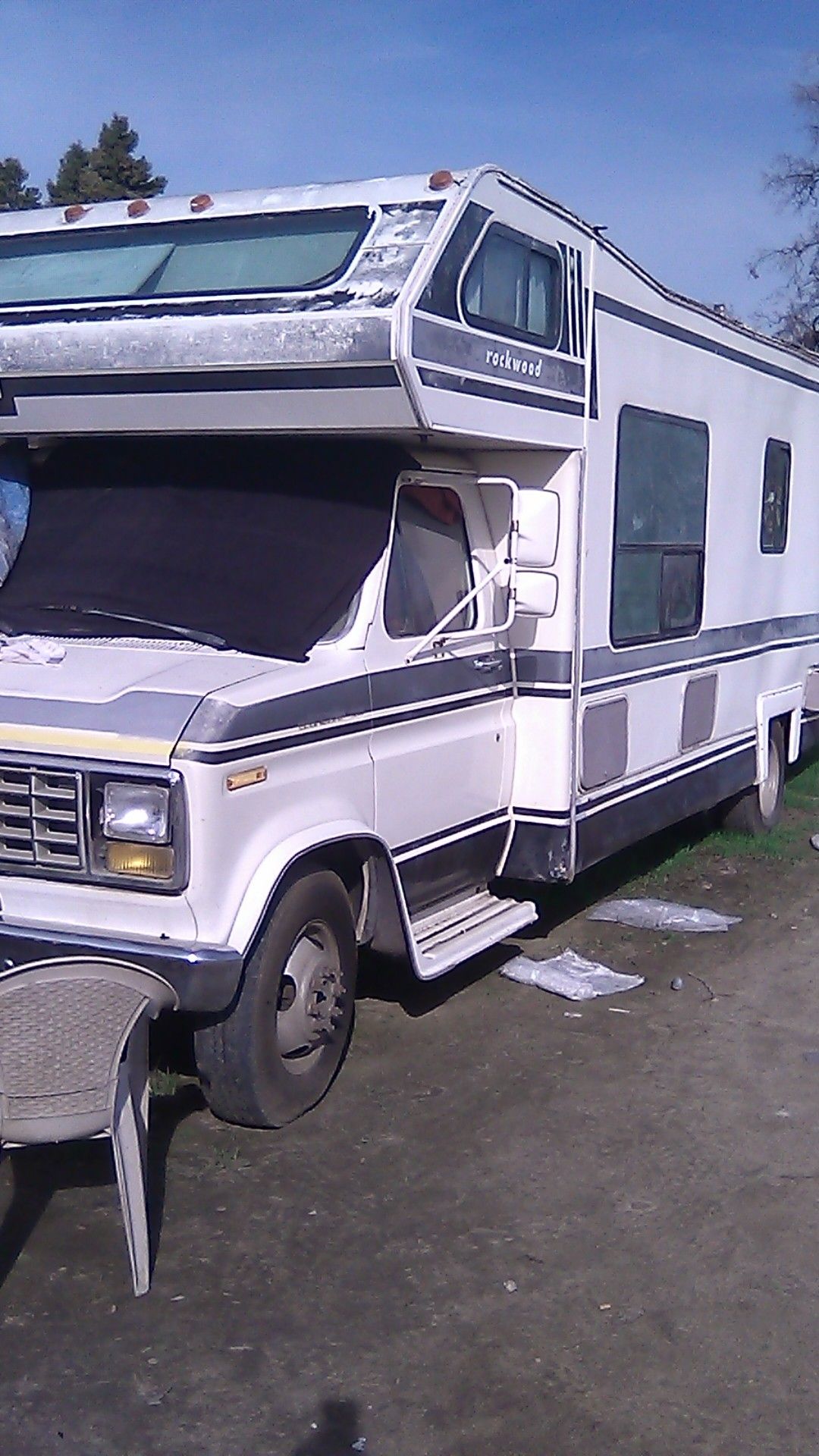 26 ft Ford Econoline motorhome for Sale in Farmersville, CA - OfferUp