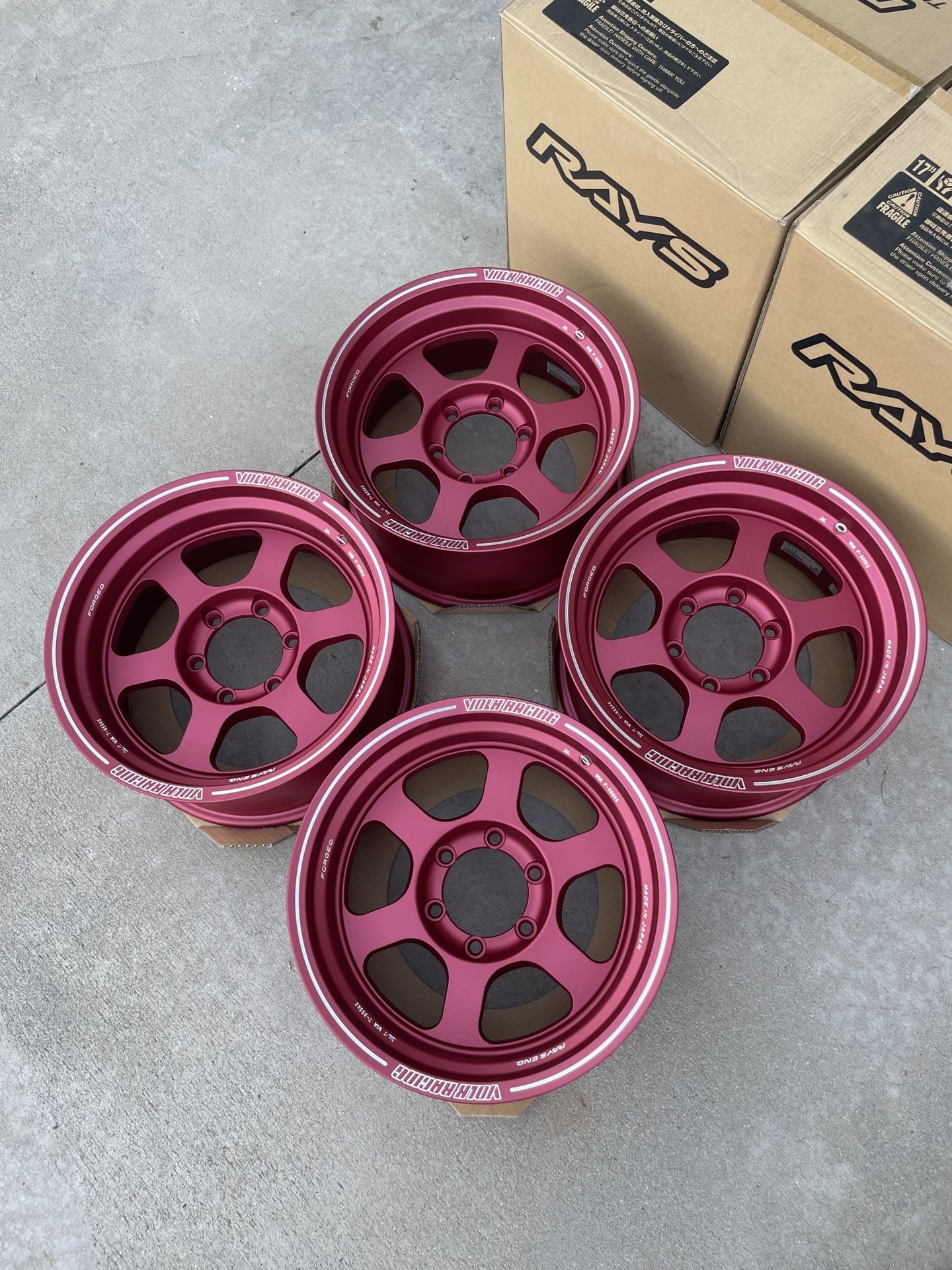 Volk Racing TE37XT Red 17x8.5 6x139.7 4Runner Tacoma Fj Cruiser GX470 ...