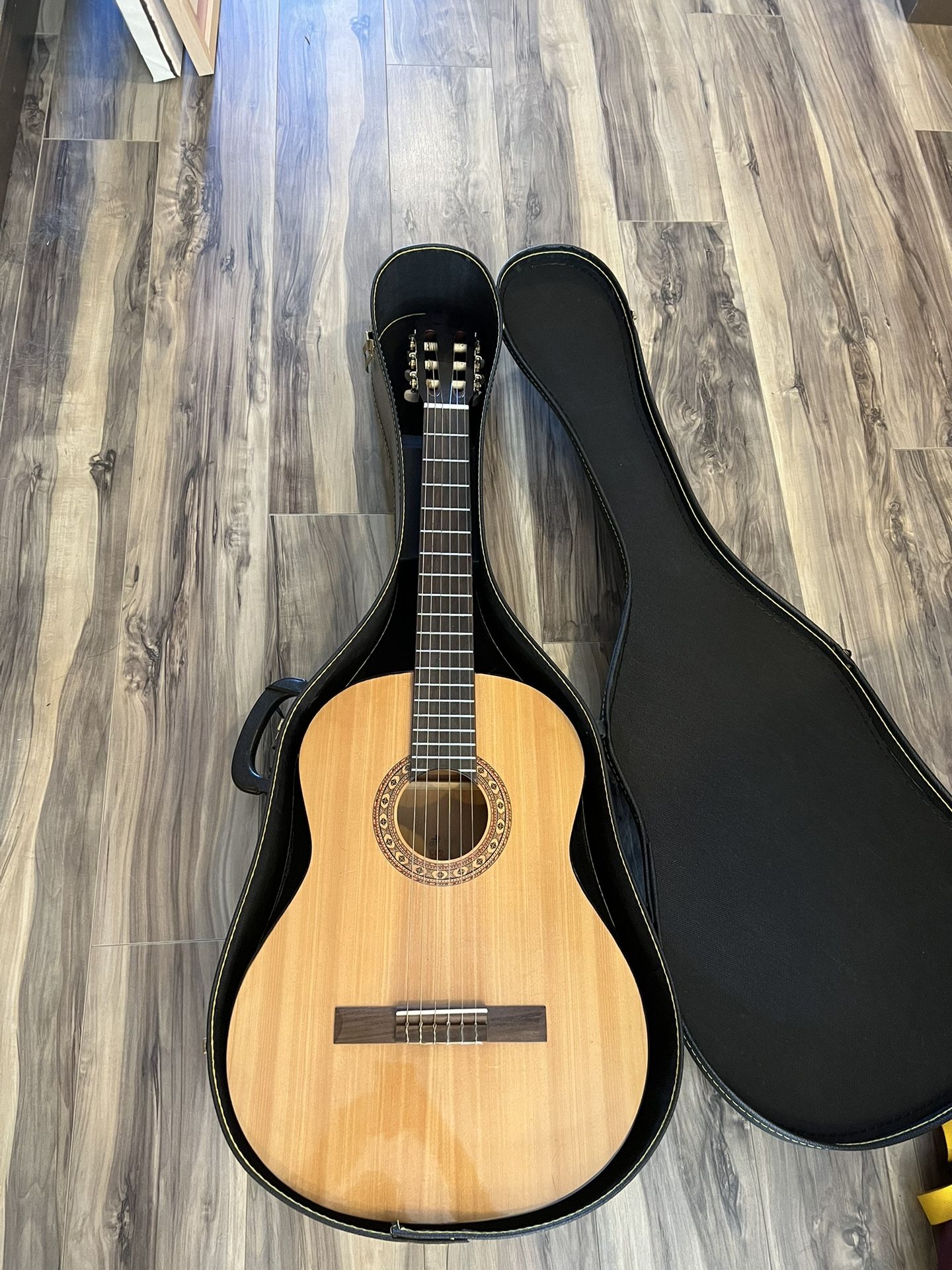 Nylon String Classical Guitar for Sale in Seattle, WA - OfferUp