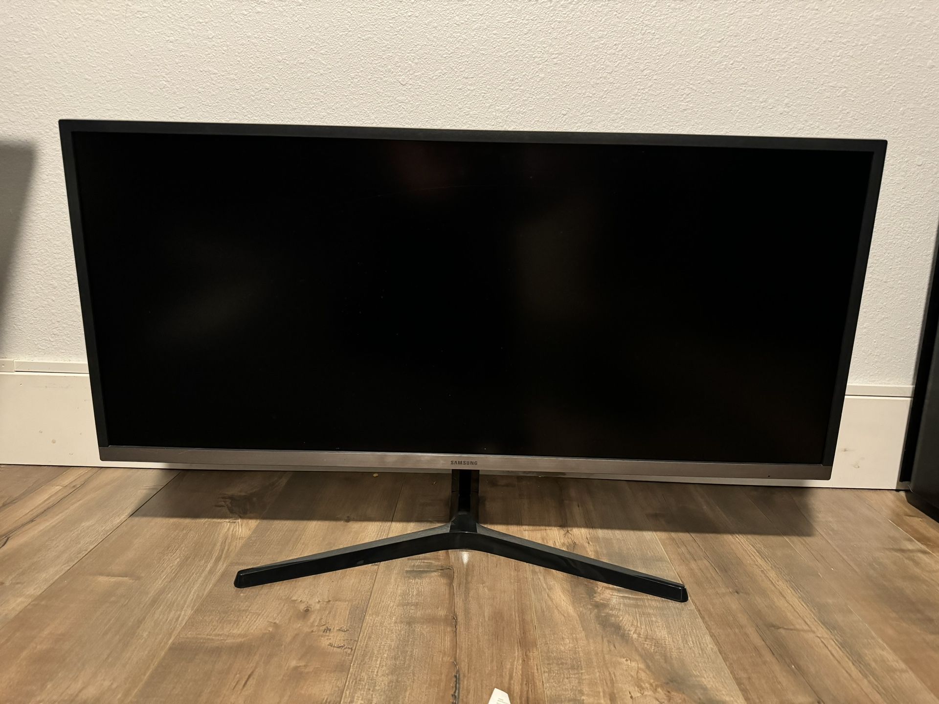 Samsung S34J552WQN for Sale in Upland, CA - OfferUp