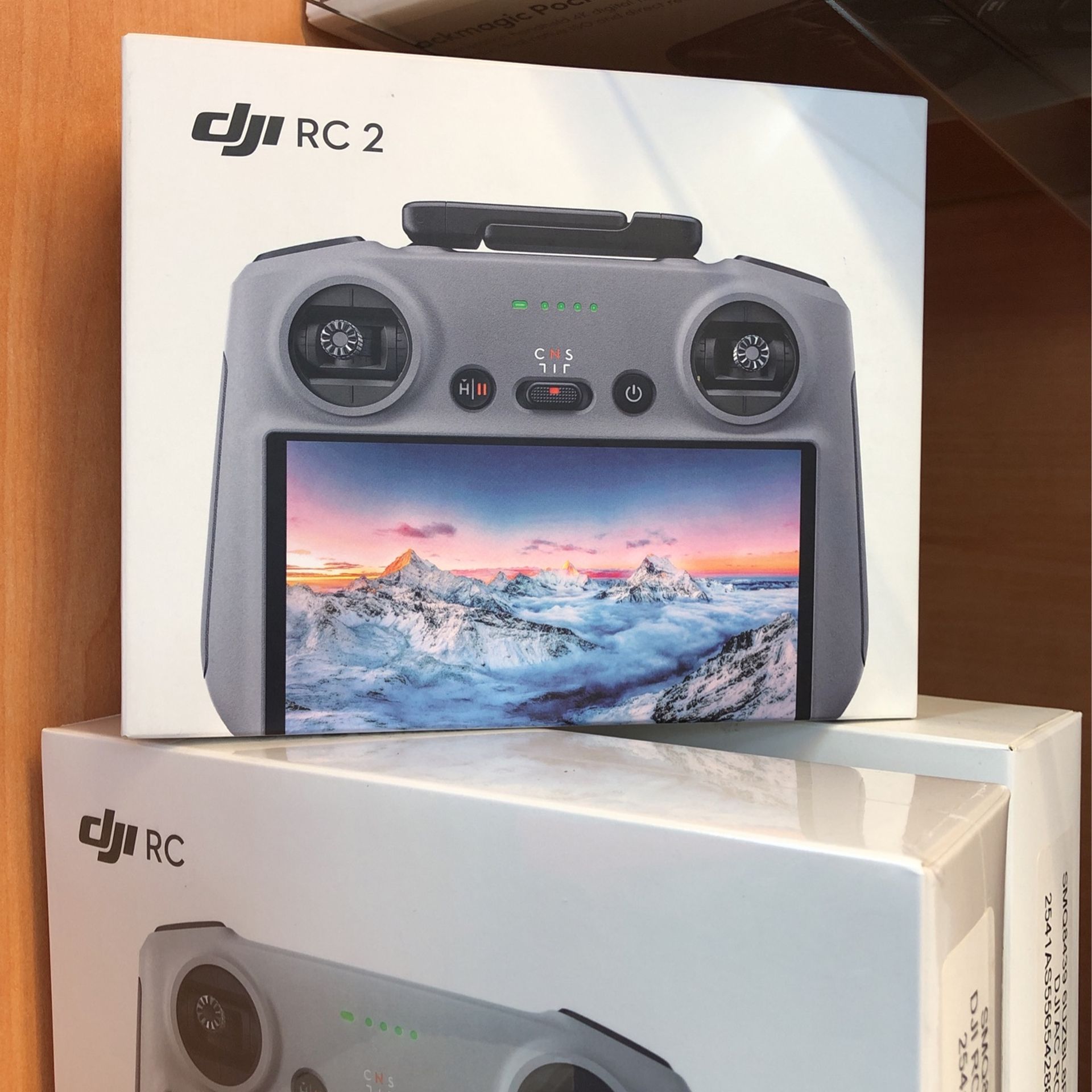 DJI RC 2 Remote Controller for Sale in Pasadena, CA - OfferUp